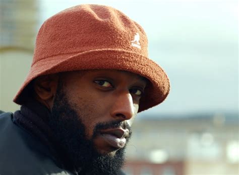 Bakari Enchaîne Sur Supernova