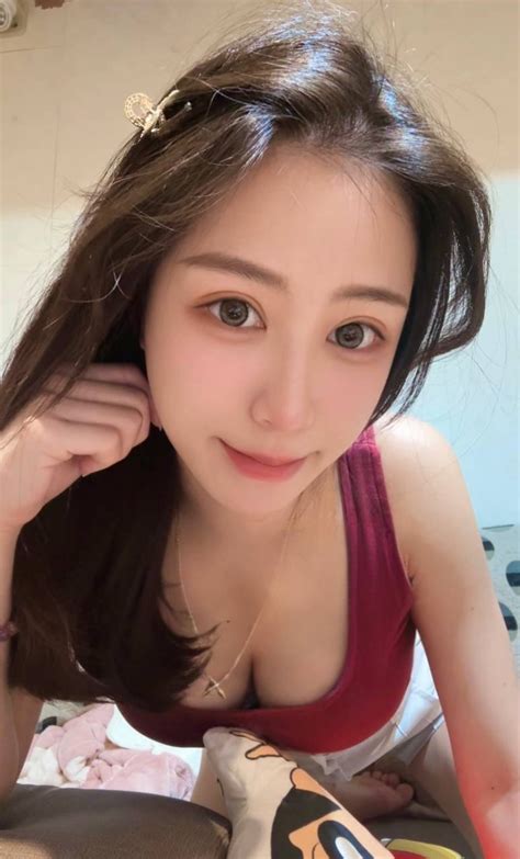 0351各位睡了嗎 總之我還在加班之菊花好痛🙂‍↕️ 按摩師