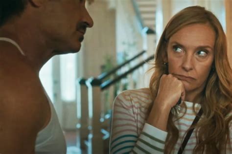 The Estate Con Toni Collette E David Duchovny Av Magazine