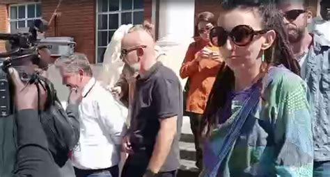Hrvati u Zambiji oslobođeni pogledajte trenutak kad su napustili sudnicu