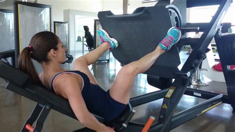 Sumô no Leg Press 45 YouTube