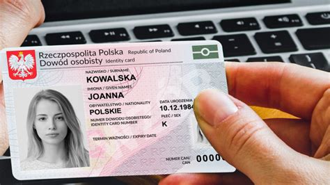 Chcesz złożyć wniosek o dowód osobisty 28 grudnia będziesz miał na to mniej czasu ŁÓDŹ PL