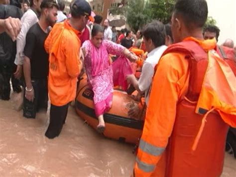 In Punjabs Flooded Dera Bassi Residents Evacuated In Inflatable Boats