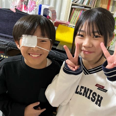 憧れの眼帯！中2病発症！（笑） 神戸市北区藤原台 ピアノ教室くれしぇんど ピアノが大好きになる楽しいレッスン♬