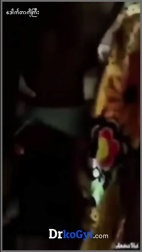 အန်တီမမတက်ပြီးဆောင့်တာ Eporner