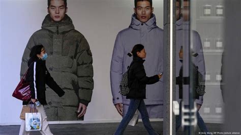 中國11月經濟數據「喜憂參半」 專家：北京在為艱難時期做准備
