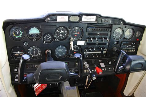 Cessna 150 Cockpit By Lpprspotting On Deviantart