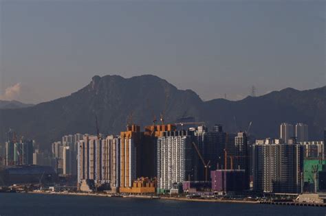 「撤辣」後樓市小陽春不再？ 花旗估計樓價全年跌約10 — Rfa 自由亞洲電台粵語部