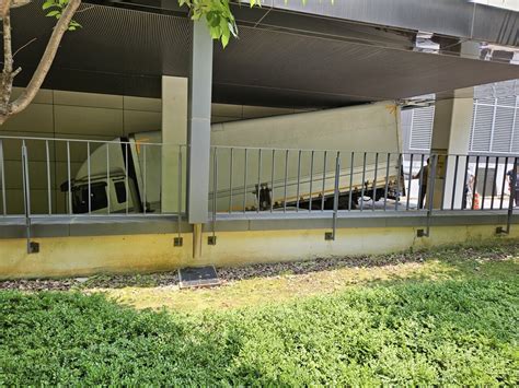 근처 주차장 입구막힘 자동차 에펨코리아