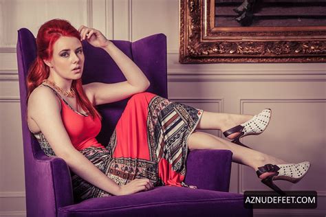 Ash Millman Feet Aznudefeet