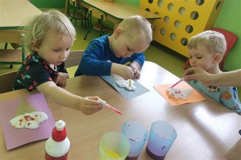 Praca plastyczna lody Miejski Żłobek Lędziny