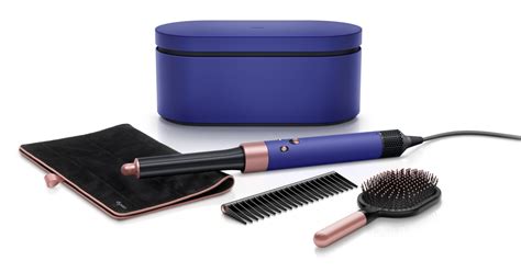 Dyson 吹風機、造型器推出秋冬新色，長春花藍配玫瑰金限定版即日起在台上市 T客邦