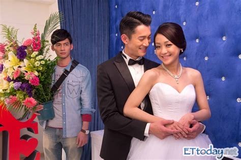 謝欣穎爆乳塞婚紗 好身材被疑：沒墊嗎？ Ettoday星光雲 Ettoday新聞雲