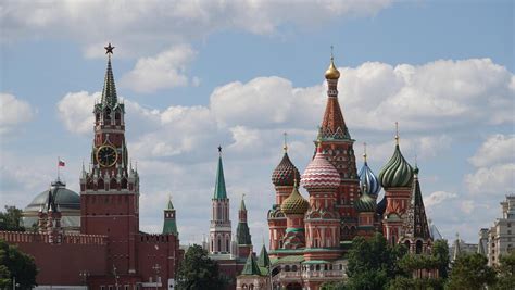 Песков Потребан опрез неки би да поткопају дијалог САД и Русије — Rt Balkan