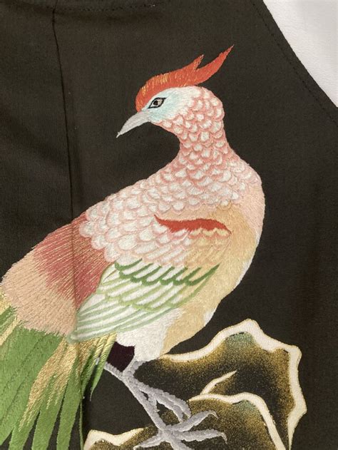 着物リメイク スカジャン 横振り刺繍 留袖リメイク Iichi ハンドメイド・クラフト作品・手仕事品の通販