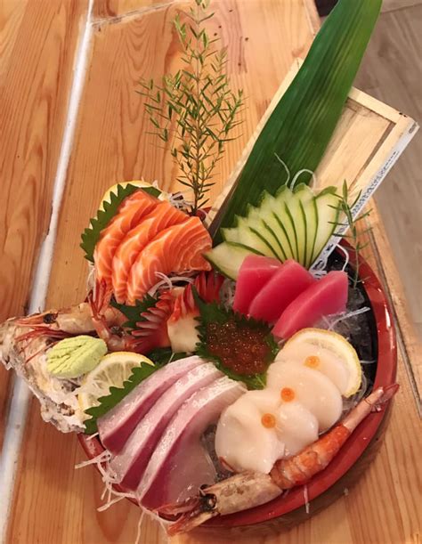 Nihon Café 日本 Sashimi Fuyu Special เซ็ตสุดคุ้ม อร่อย