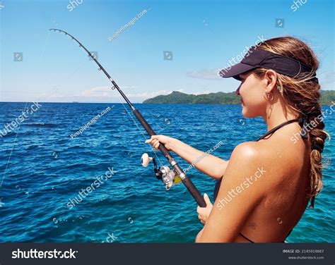 Fishing Girl