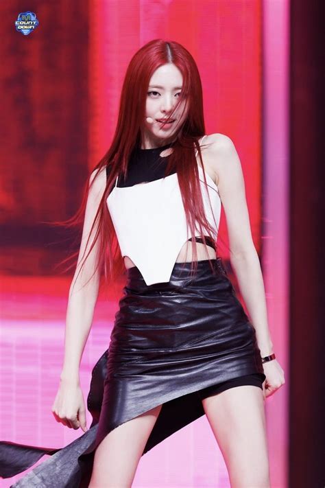 İtzy X Mcountdown Yuna 230124 Itzy Kpop Girls Girl