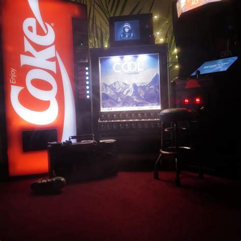 2pcs Cute Mini Bakery Set Mini Pastries Mini Pretzels Mini Bread For