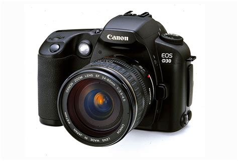 Canon EOS D30 (3 МП, 2000 год, первая ЦЗК от Canon и певрая ЦЗК в мире ...