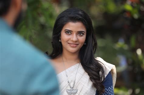 Film Review Theera Kadhal