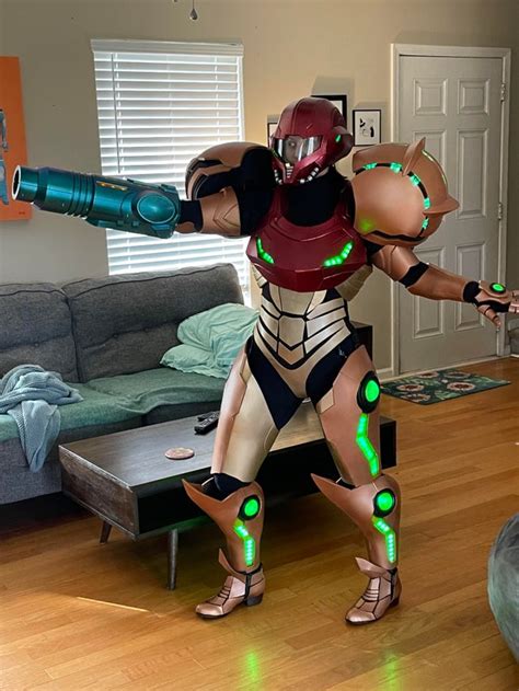 Samus Cosplay Telegraph
