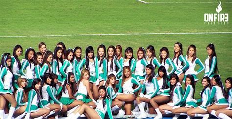 Porristas Del Deportivo Cali Soccer Field Soccer Sport