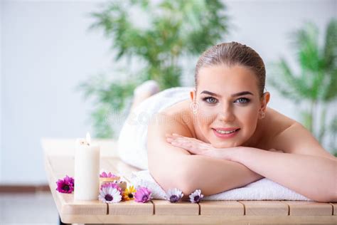 The Woman During Massage Session In Spa Stock Image Image Of Parlor