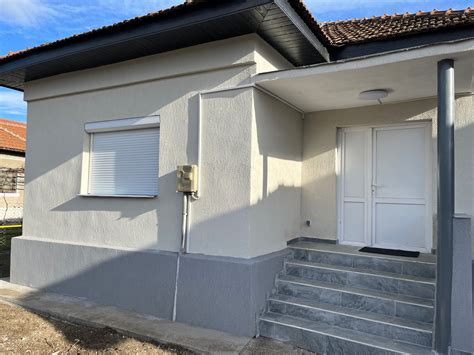 Casa Nou Renovata In Tg Jiu Cu 1427 Mp Curte Si Gradina Targu Jiu OLX Ro