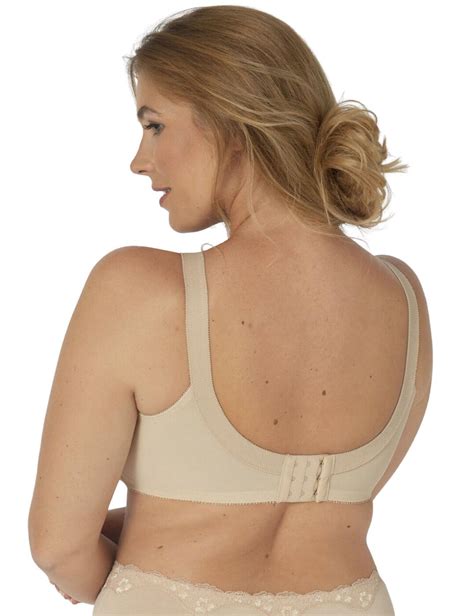 10166213 Triumph Doreen Classic Non Wired Bra 10166213 Skin Belle Uk