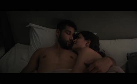 Ananya Panday Sexy Scene In Gehraiyaan AZNude