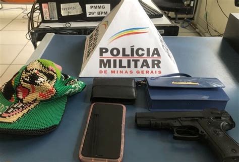Assaltantes Se Acidentam Na Serra De Andradas E Abandonam Carro Roubado