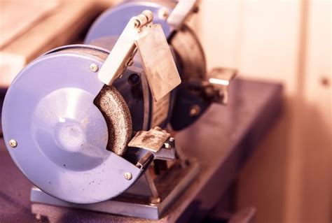 8 Unique Methods To Sharpen Your Lawn Mower Blade Housely