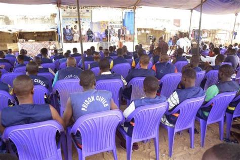 Cour Dappel De Cotonou 45 Nouveaux Magistrats PrÊtent Officiellement