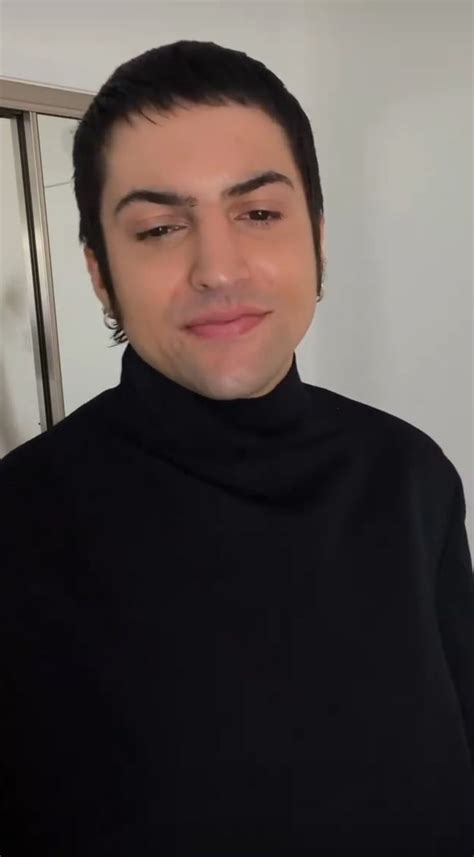 「mitch Grassi ️」おしゃれまとめの人気アイデア｜pinterest｜frances Goodin
