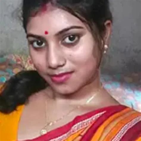 Pankhuri Threesome Infront Of Husband Kunal Xhamster