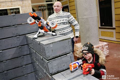 Игры с оружием Nerf, Активный отдых с Nerf боями, Игровая площадка с ...