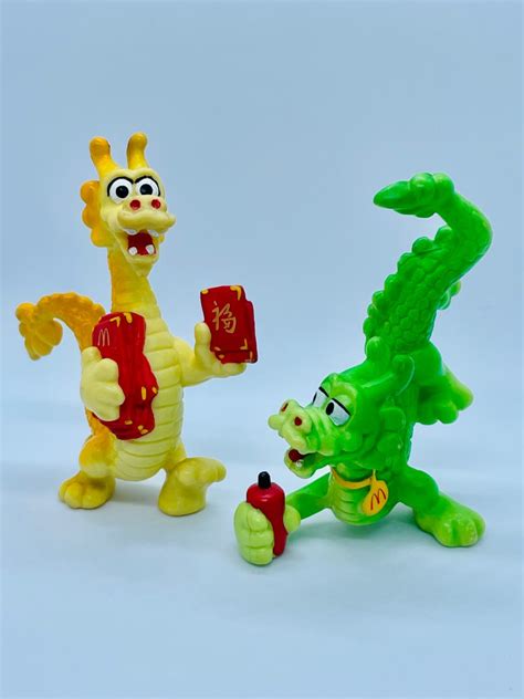 麥當勞1988年龍年生肖玩具一對二手 興趣及遊戲 玩具 And 遊戲類 Carousell