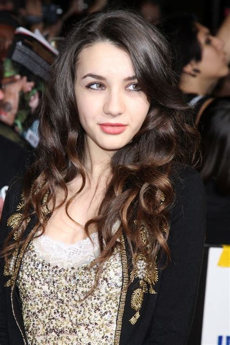 Height And Weight Body Measurements Bra Sizes Hannah Marks Style