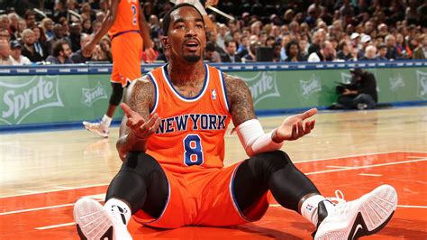 Nba Warns Jr Smith After Shoelace Incident Against Dallas Mavericks