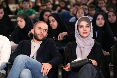 عکس تصویری خاص از مینا ساداتی و همسرش بابک حمیدیان در یک مراسم خاص