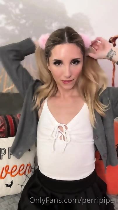 Delicious Blonde Masturbating 🔥 Eporner