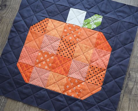 Make This Fall Pumpkin Quilted Pillow Tutorial