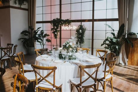 Theglasshallhk 九龍灣全新婚宴場地，西式婚禮環境，提供4 10圍包場中菜婚宴，cocktail