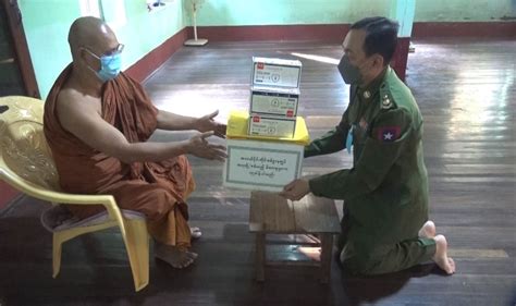 တပ်မတော် ကြည်း၊ ရေ၊ လေ မိသားစုများနှင့် စေတနာရှင်ပြည်သူများက ဆွမ်းဆန်တော်၊ ဆီ၊ ဆား၊ ပဲ ၊ ဆေး၊ အလ