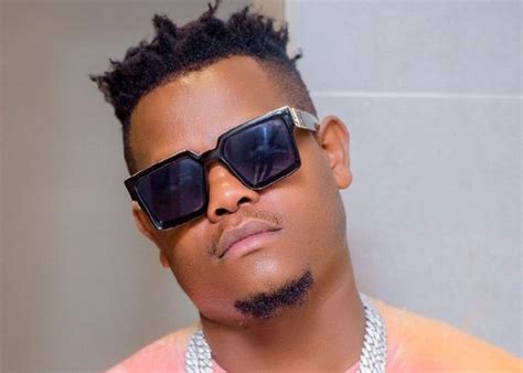 Bruce Melodie Agorwa No Gukora Indirimbo Zisi Iyo Ari Iwe