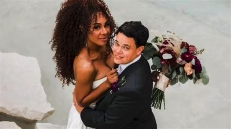 Historia De Amor De Mbalia Y Alex Tinajero Homosensual