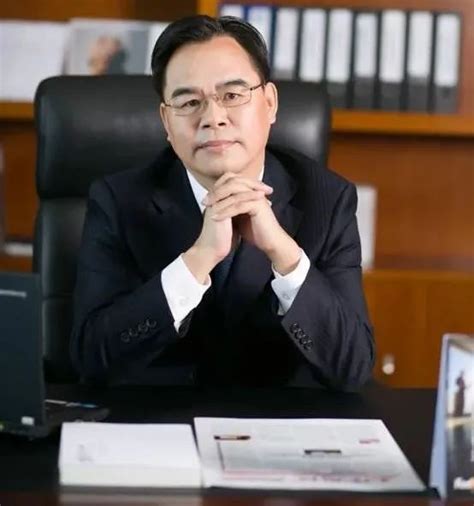 电信日致辞丨中国信科党委书记、董事长、总经理鲁国庆：以科技创新服务千行百业新浪科技新浪网