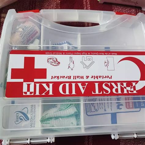 خرید و قیمت جعبه کمک های اولیه سامسونت از غرفه تجهیزات پزشکی شهر