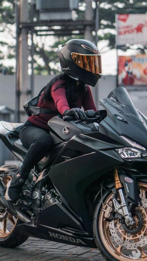 cakep nih 🗿 | Sepeda wanita, Gadis bersepeda, Pakaian bersepeda